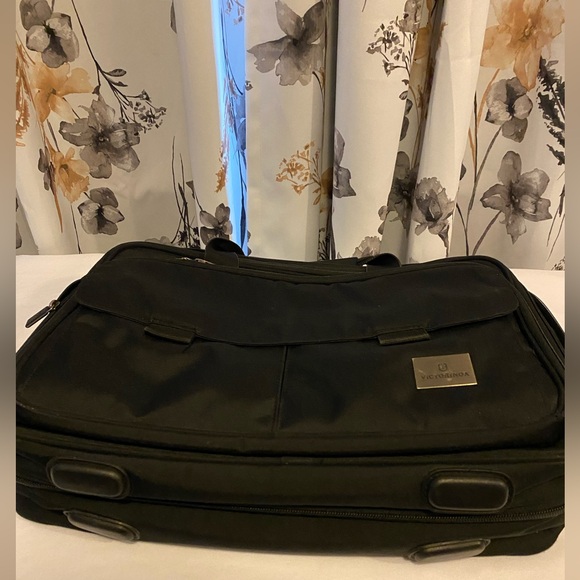 Victorinox | Bags | Mens Victorinox Black Laptop Bag | Poshmark